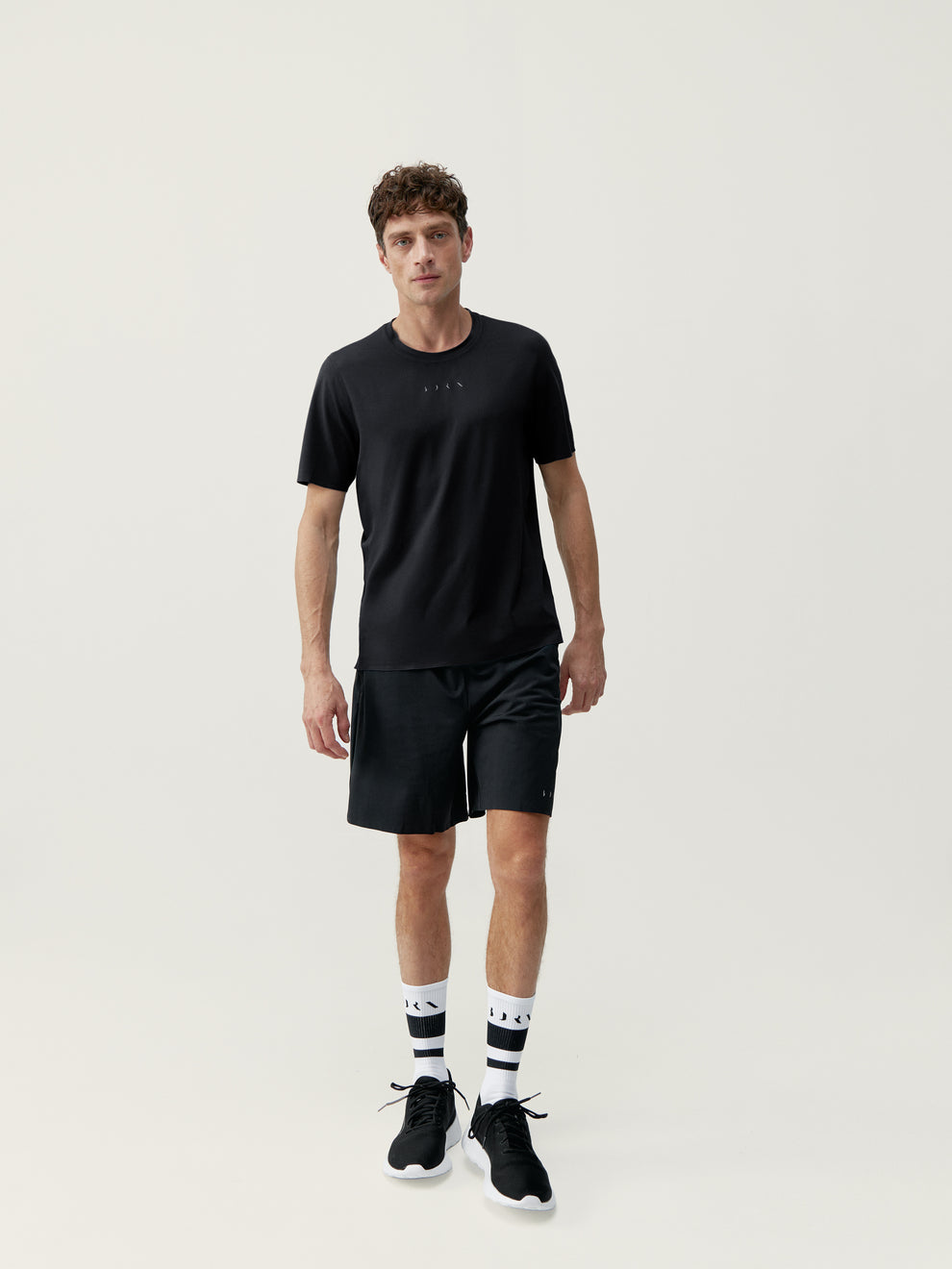 Born Living Yoga Seo T-Shirt - Black – Yogamatters