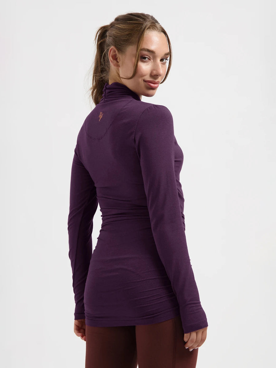 Urban Goddess Good Karma Long Sleeve Yoga Top - Bloom – Yogamatters