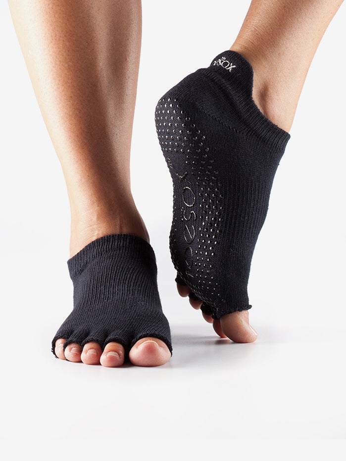 ToeSox Half Toe Low Rise Grip Socks - Black – Yogamatters